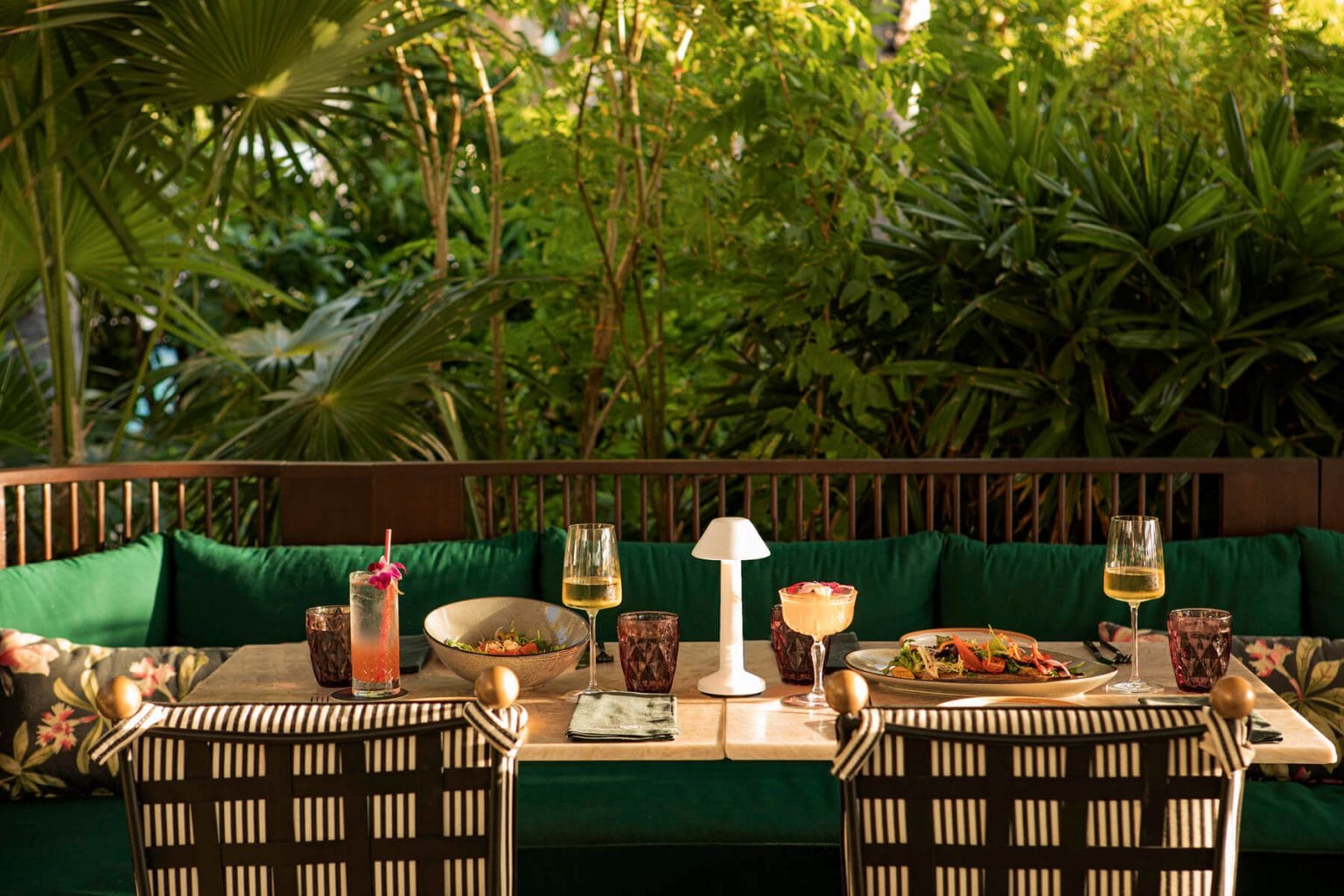 Experience Fine Dining on Grand Cayman | The Residences